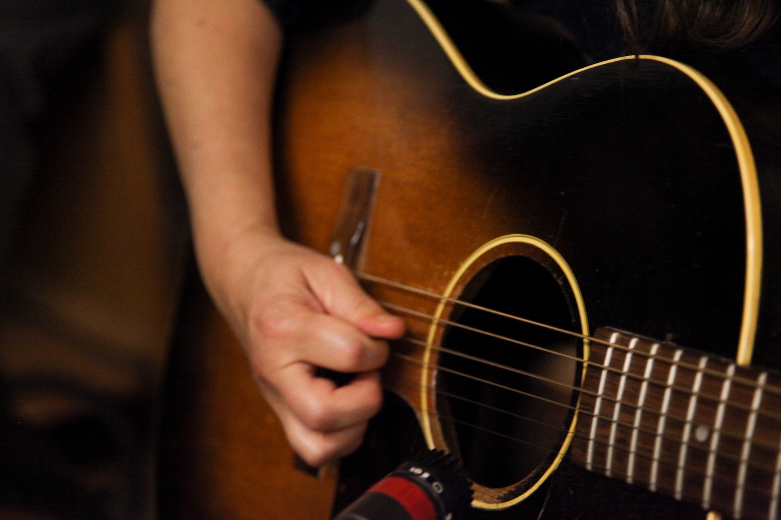 Square dancers do-si-do at local library - Oakland North