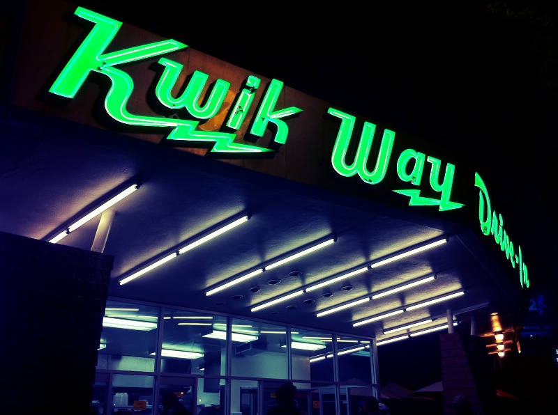 Community photo of the week: Kwik Way Lights Up - Oakland North