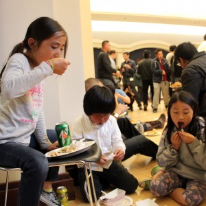 At Dumpling Wars, cooks face off over potsticker prowess - Oakland North