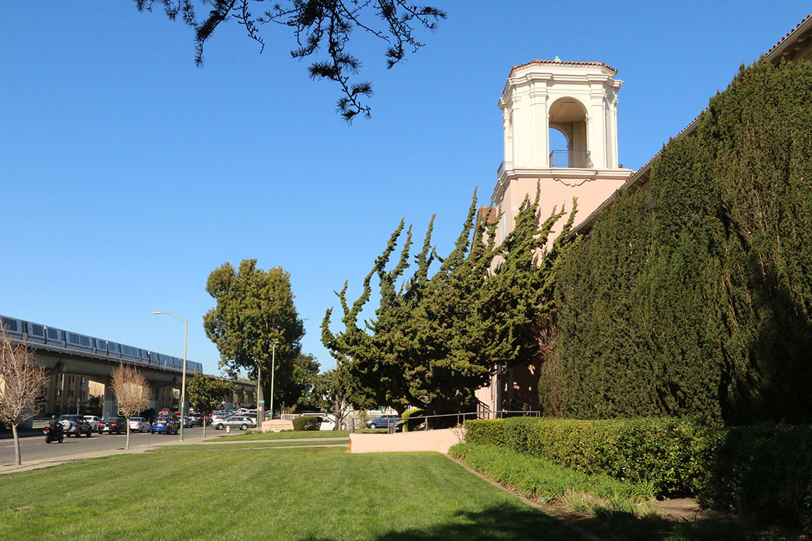 Original Site of Merritt College in Oakland - Oakland North