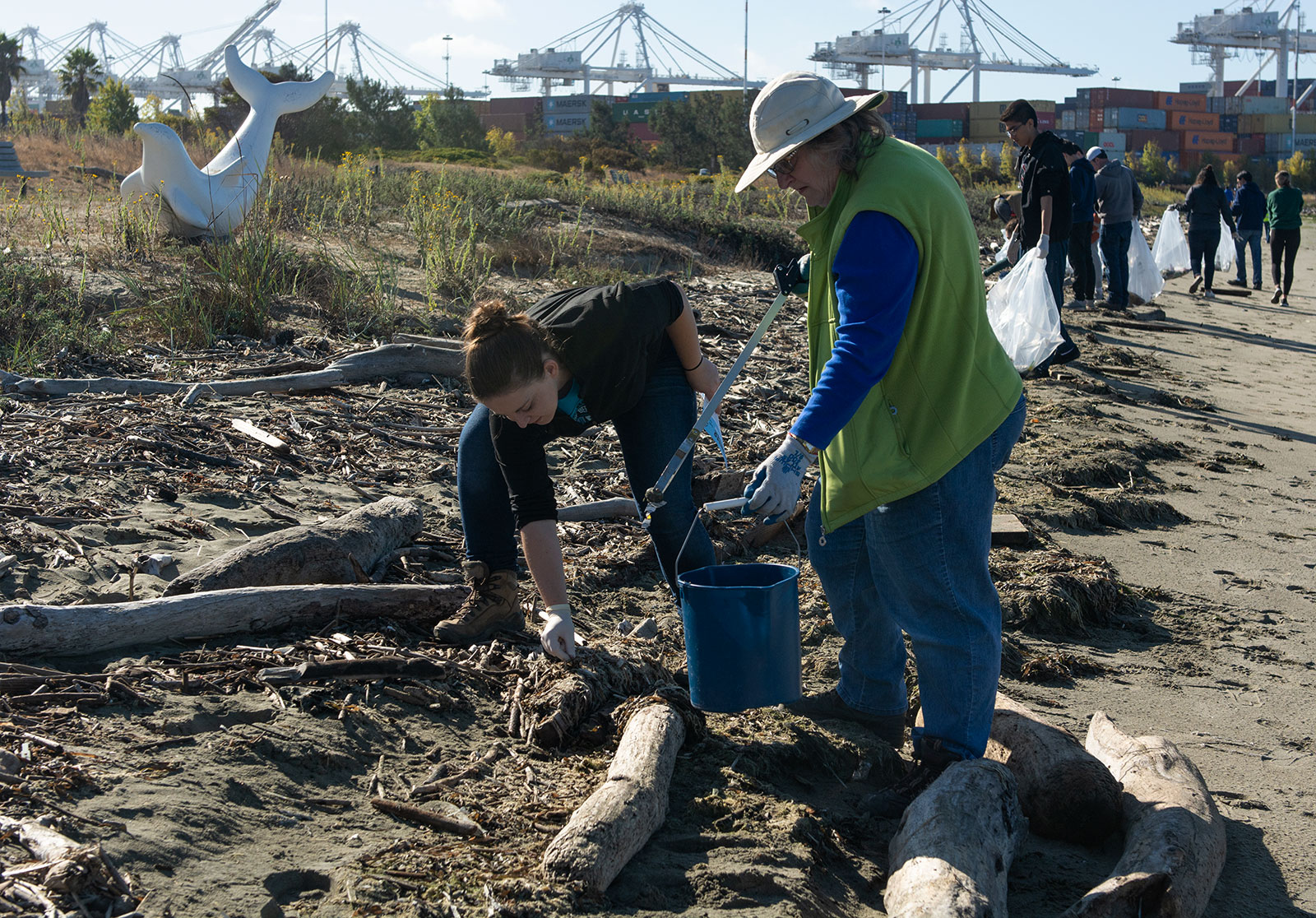 Roughly 20,000 pounds of trash cleaned from Oakland on Creek to Bay Day ...