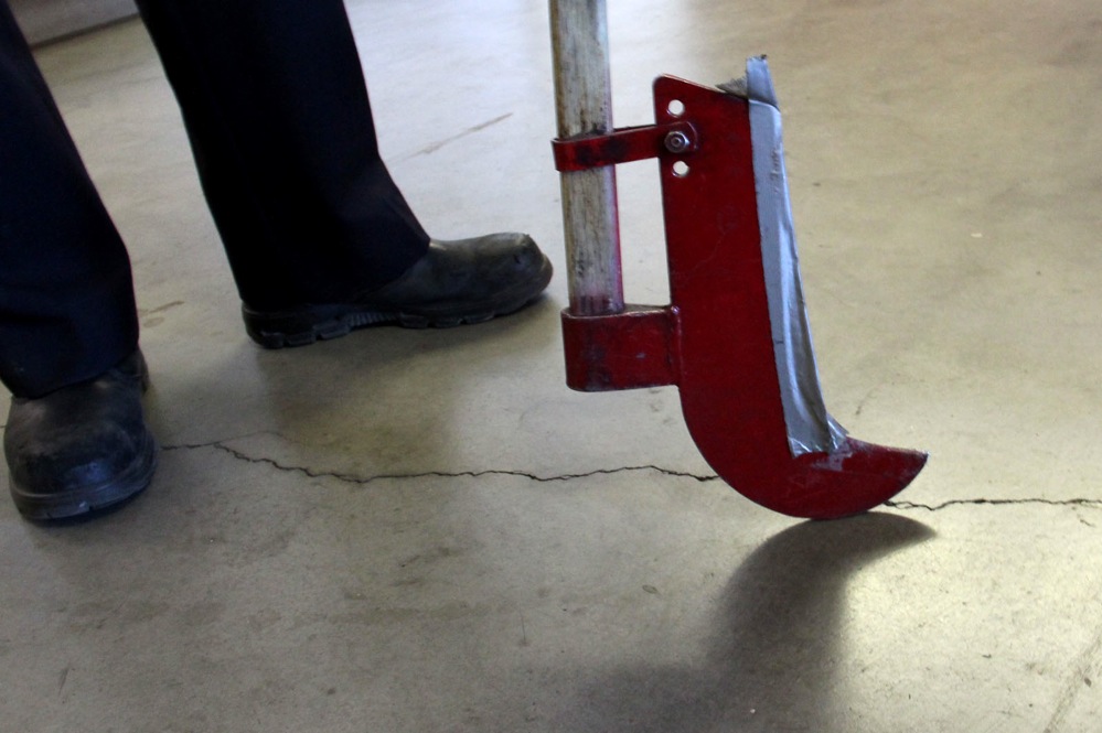 McClouds, Pulaskis and brush hooks? Oakland's firefighters explain how ...