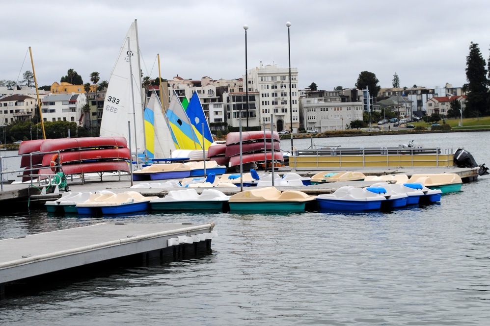 City sailing on Lake Merritt - Oakland North