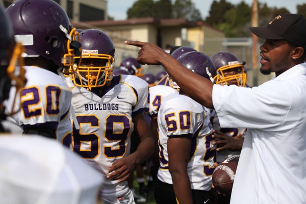 Tech Bulldogs fall to Fremont in league play - Oakland North