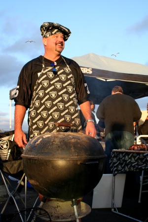 Raider Nation's back! Now pour me another one. - Oakland North