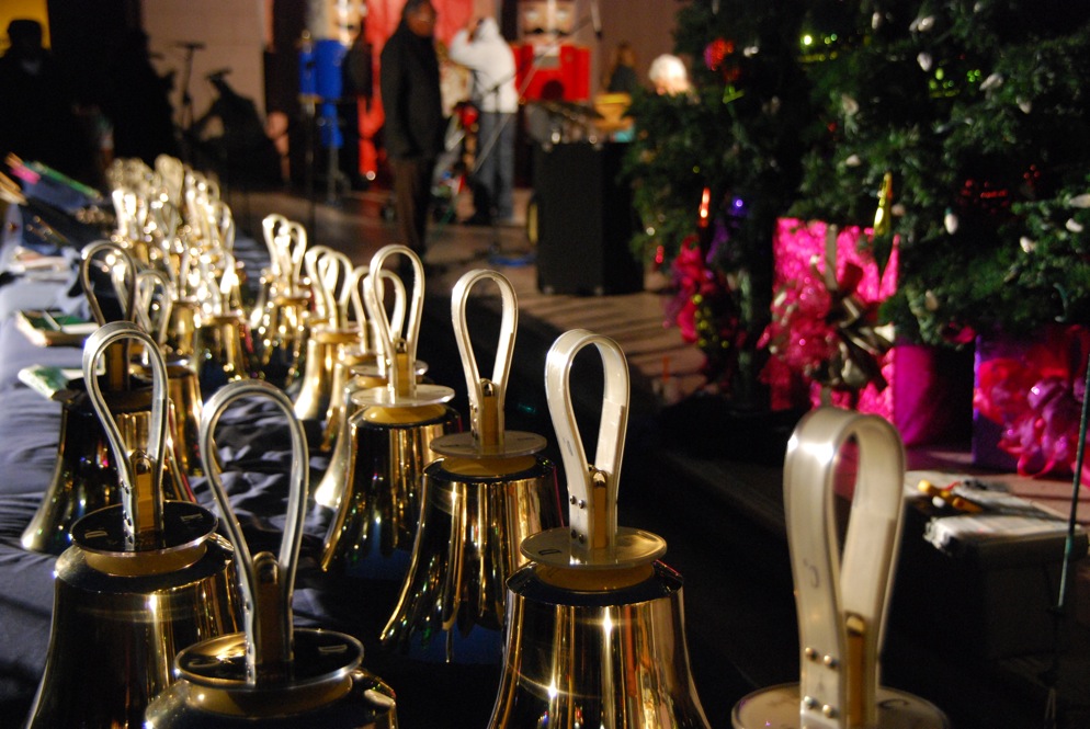 30-foot tree lit up for the holidays in downtown Oakland - Oakland North